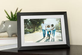 Connected Photo Frame – LuvLink® United Kingdom